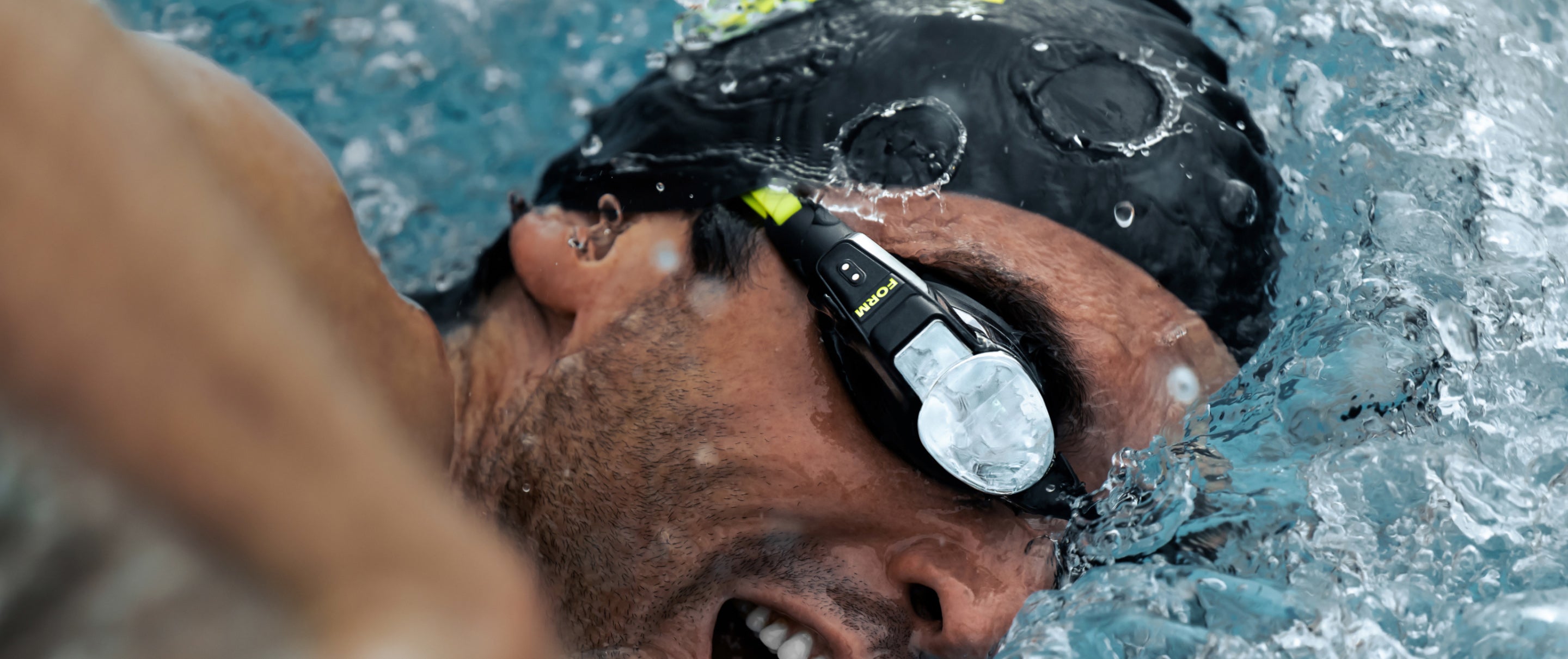 Tips to Get Accurate Heart Rate with Swimming Goggles – FORM